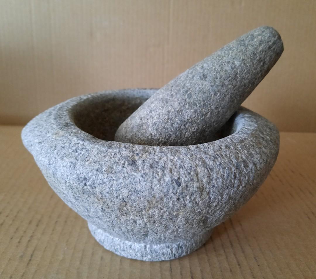 Indonesian Ulekan Cobek Batu Asli, Hobbies & Toys, Memorabilia ...