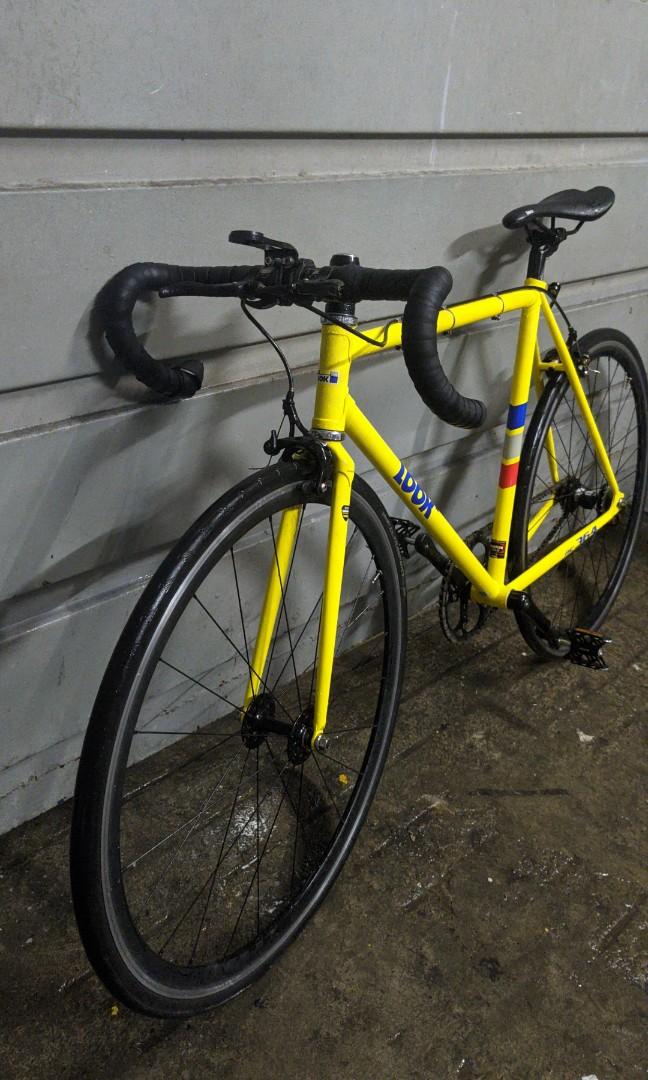 Look fixed gear, Sports Equipment, Bicycles & Parts, Bicycles on Carousell
