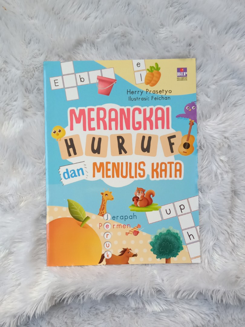 Merangkai kata dan menulis huruf, Buku & Alat Tulis, Buku Anak-Anak di ...