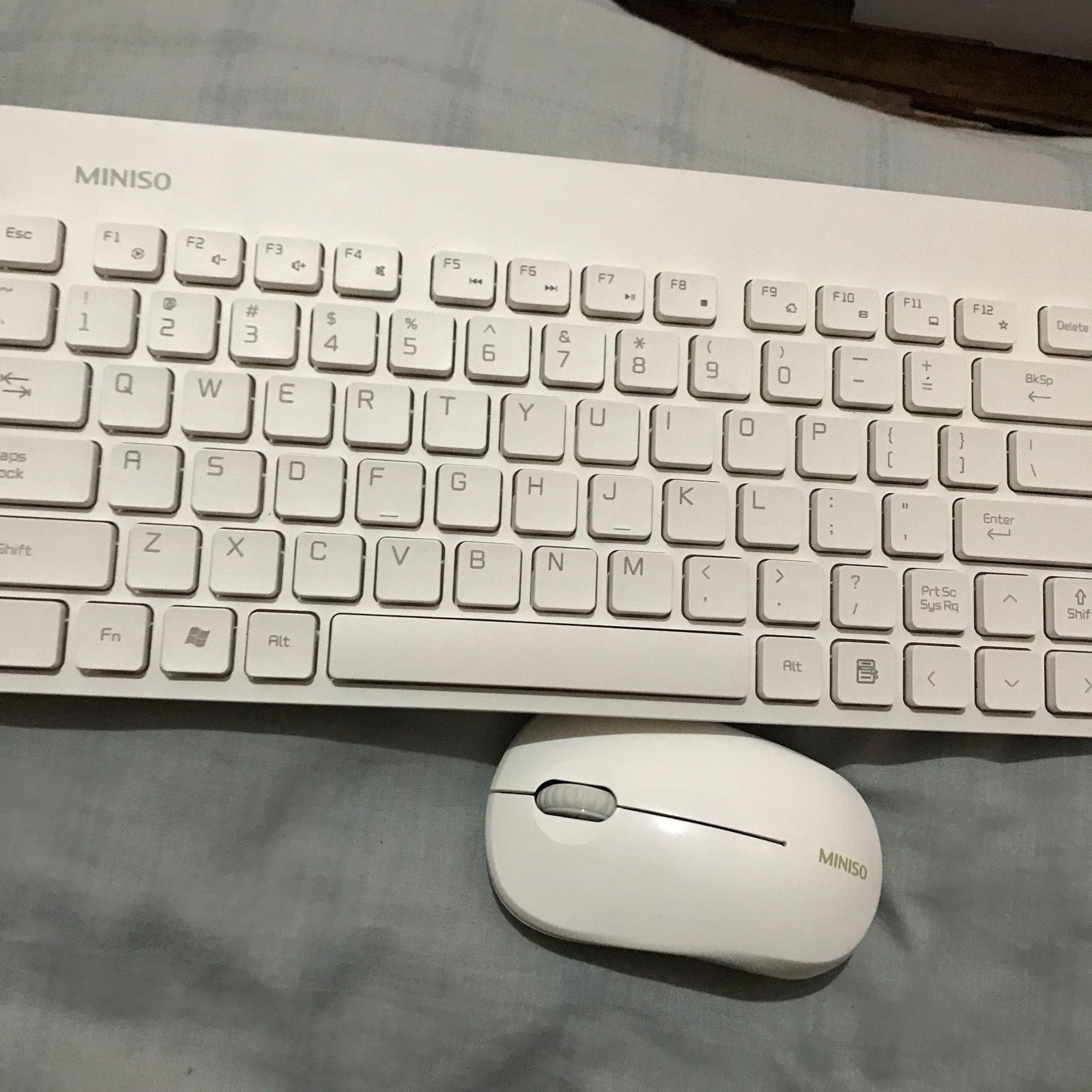 Miniso White Wireless Keyboard, Computers & Tech, Parts & Accessories, Computer Keyboard on ...