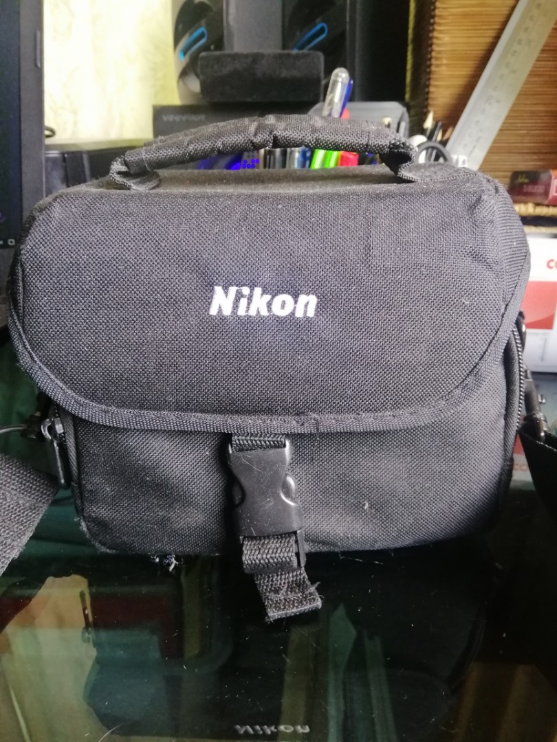 Nikon Coolpix L100, Photography, Cameras on Carousell