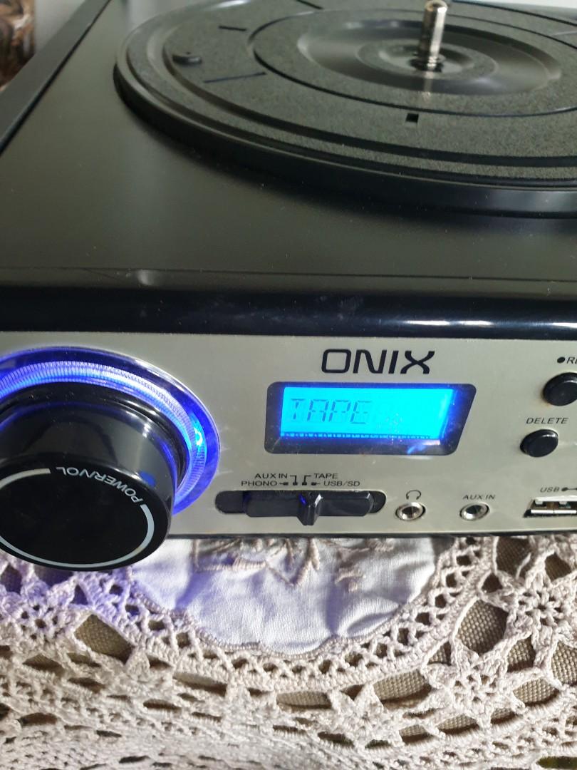 ORIGINAL AUSTRALIAN ONIX TURNTABLE WITH CASSETTE, Audio, Portable Music ...