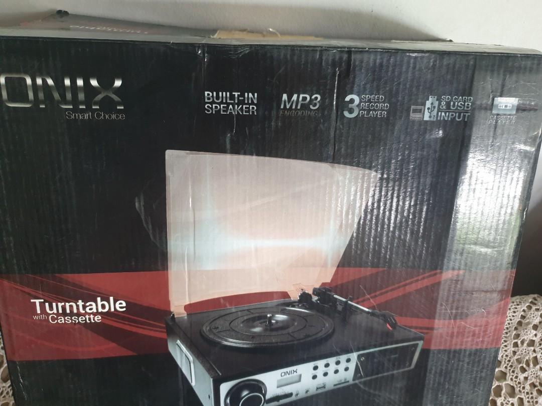 ORIGINAL AUSTRALIAN ONIX TURNTABLE WITH CASSETTE, Audio, Portable Music ...