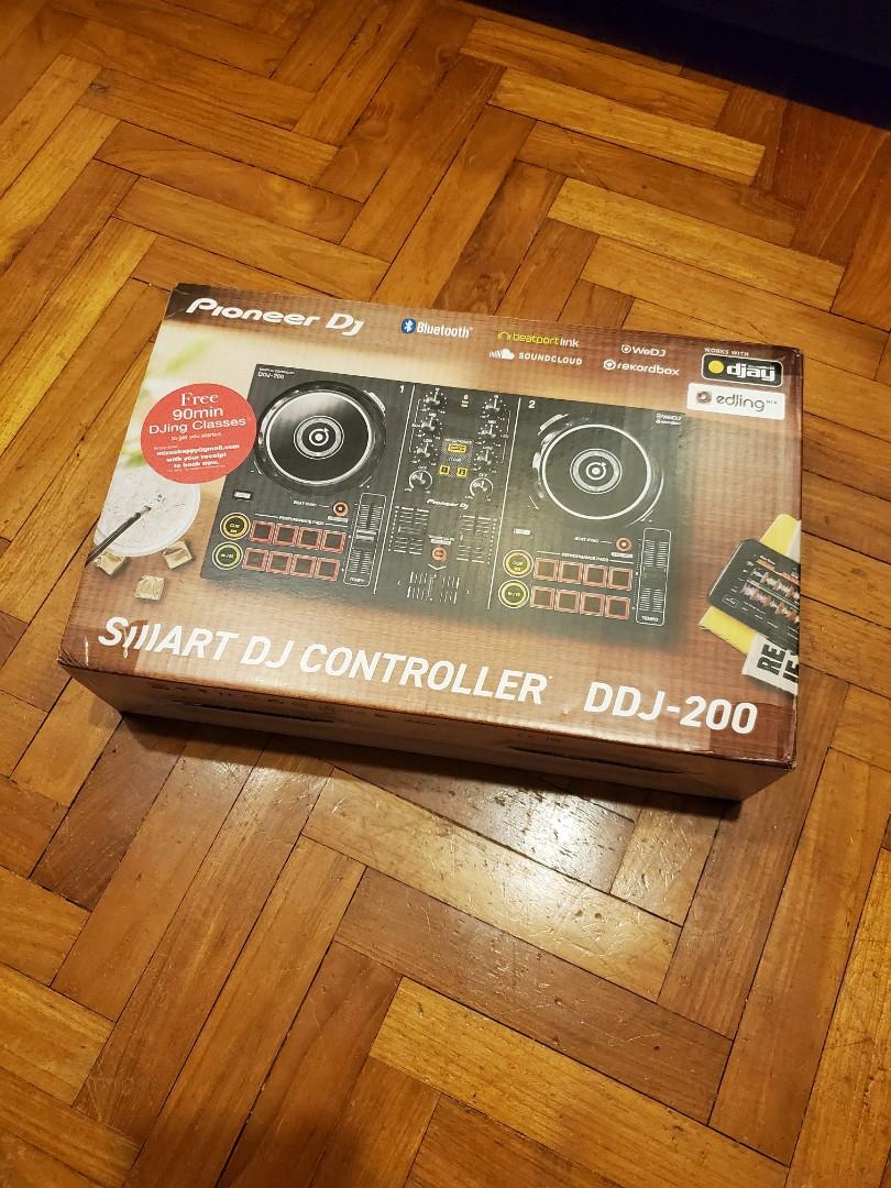 Pioneer DDJ-200 Smart DJ Controller DDJ 200, Hobbies & Toys, Music & Media, Musical Instruments ...