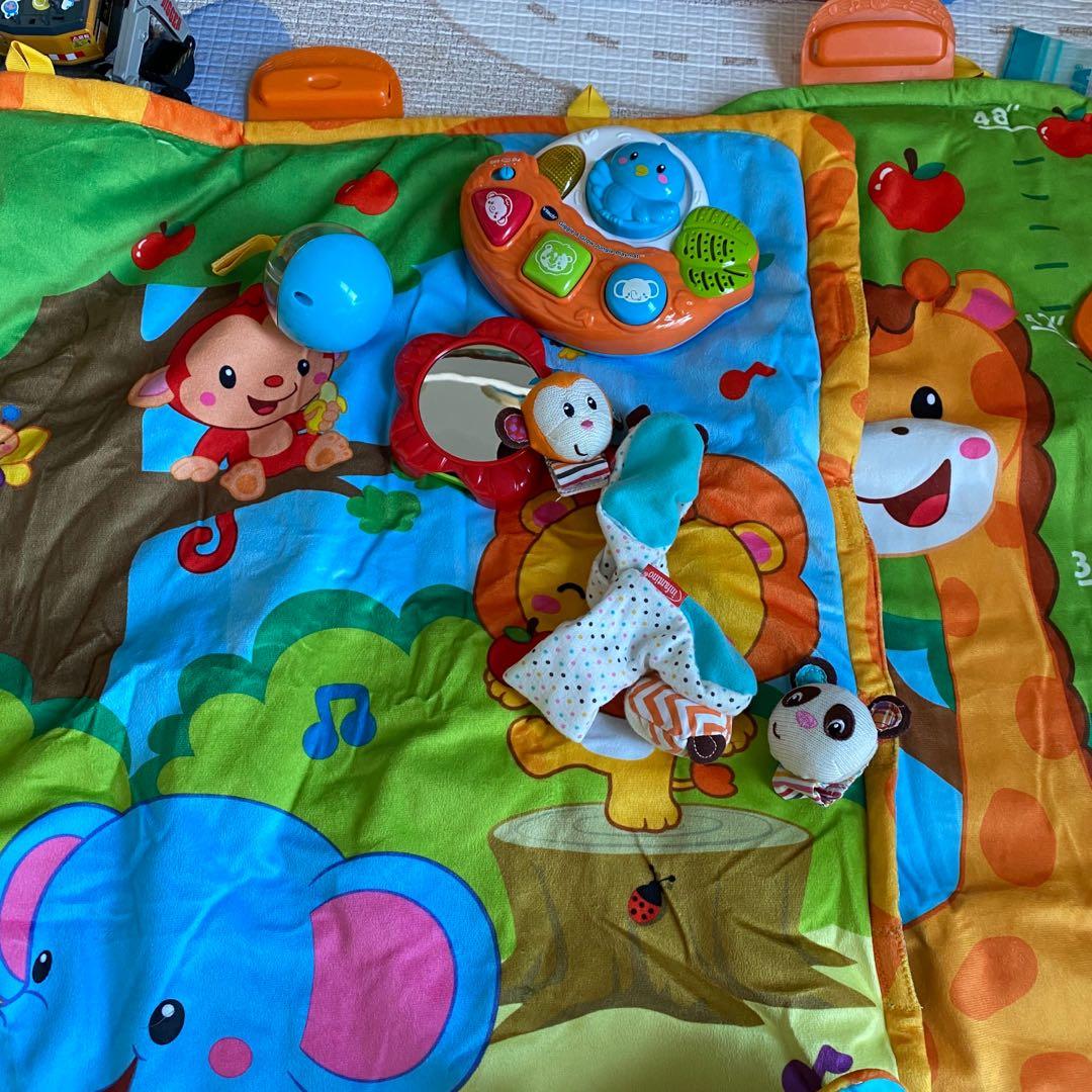 V Tech Giggle n Grow Playmat, Babies & Kids, Infant Playtime on Carousell