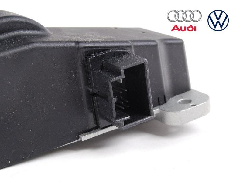 Audi VW 轉向柱鎖 (Steering Lock Control Module), 汽車配件, 改裝、內外零件 - Carousell