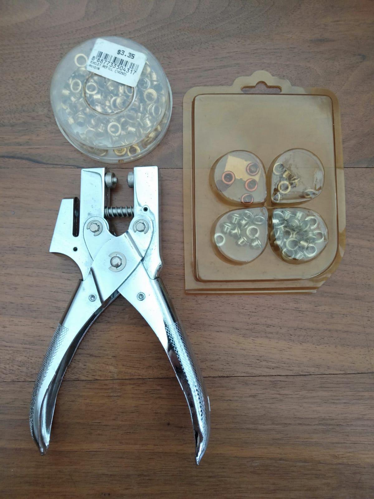 Eyelet Punch set, Hobbies & Toys, Stationery & Craft, Craft Supplies ...