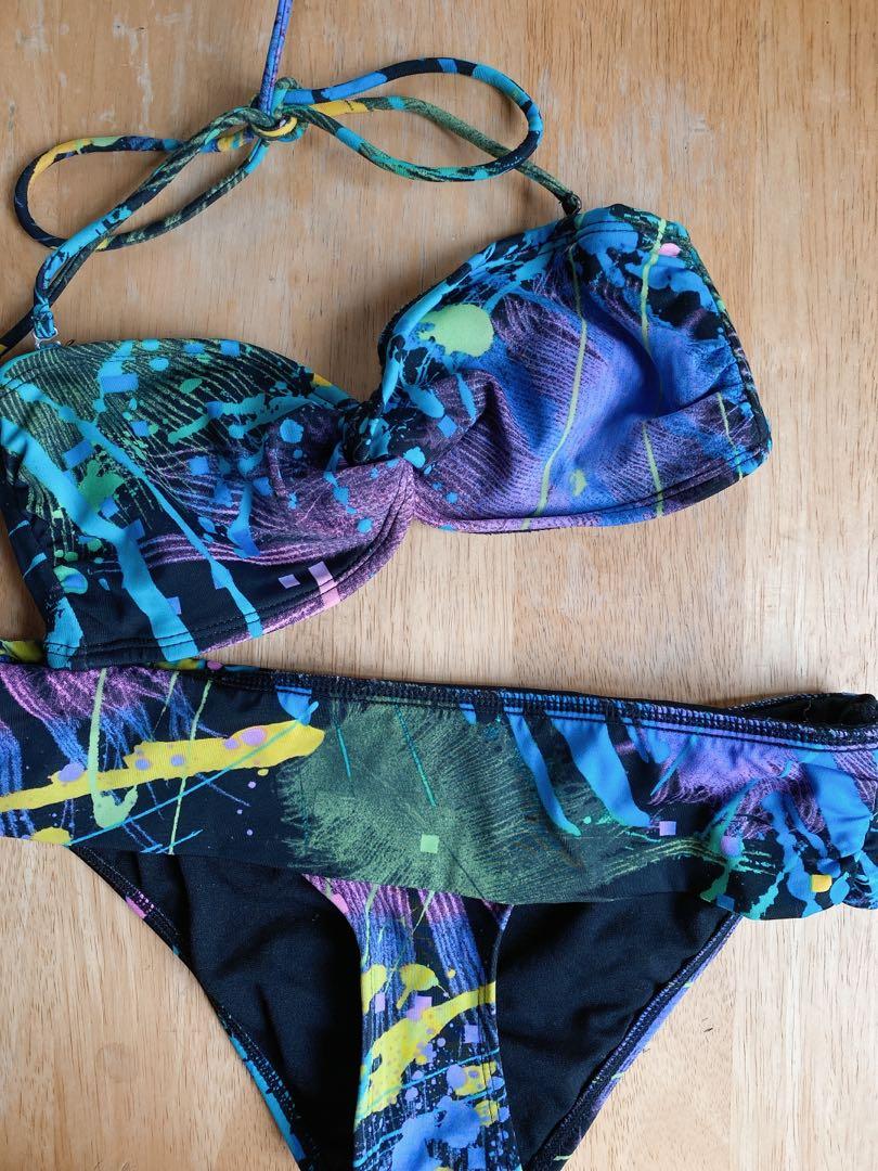 [Pre-loved] Paint Splatter Bikini, Women's Fashion, Dresses & Sets ...
