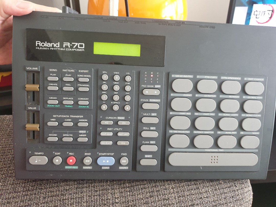Vintage Roland R70, Hobbies & Toys, Music & Media, Musical Instruments ...