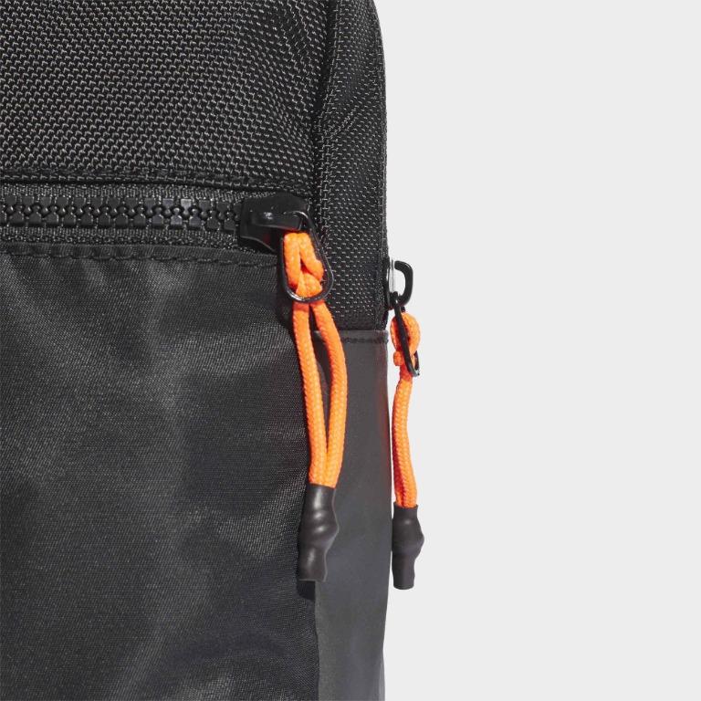 [快閃優惠] ADIDAS 男/女 專業運動 訓練 斜背包 FJ1121, 運動產品, 其他運動產品 - Carousell