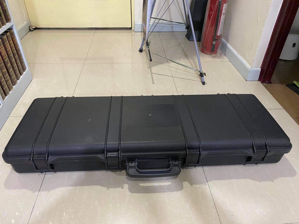 Airsoft hard gun case on Carousell