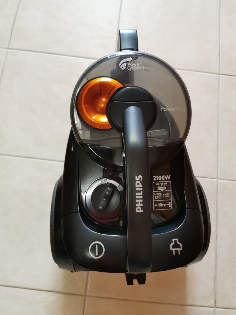 Bagless vacuum cleaner (philips), TV & Home Appliances, Vacuum Cleaner ...