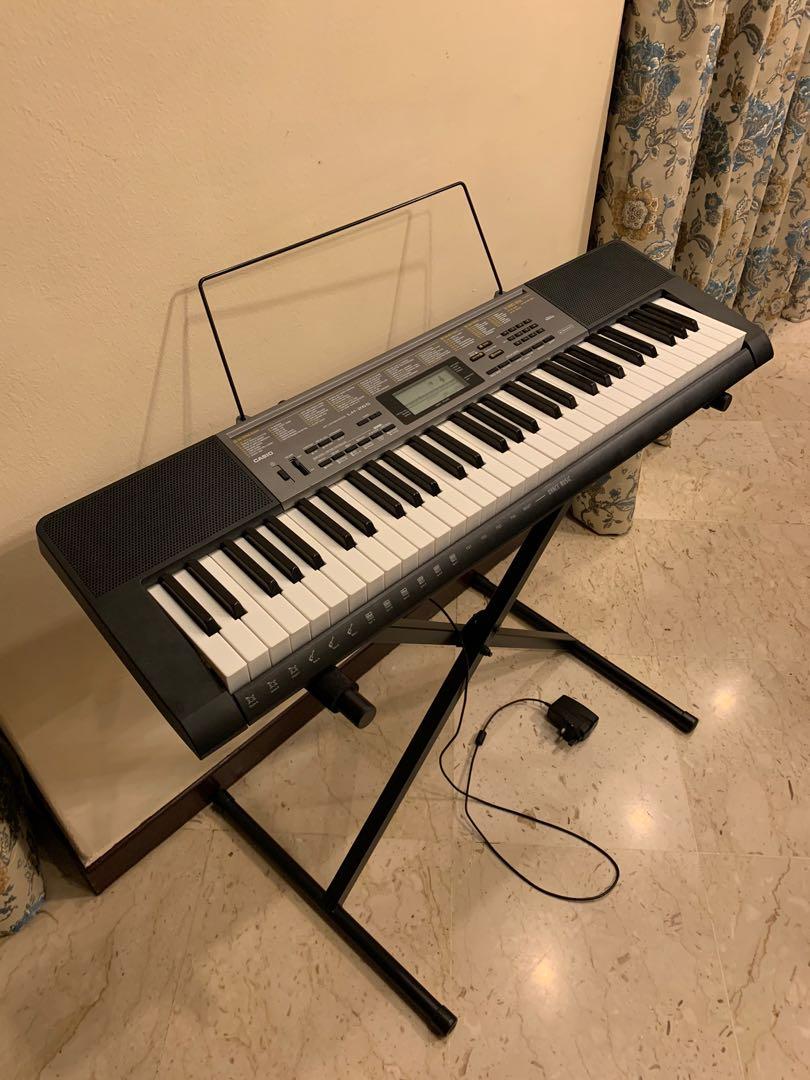 Casio keyboard LK-265, Hobbies & Toys, Music & Media, Musical Instruments on Carousell