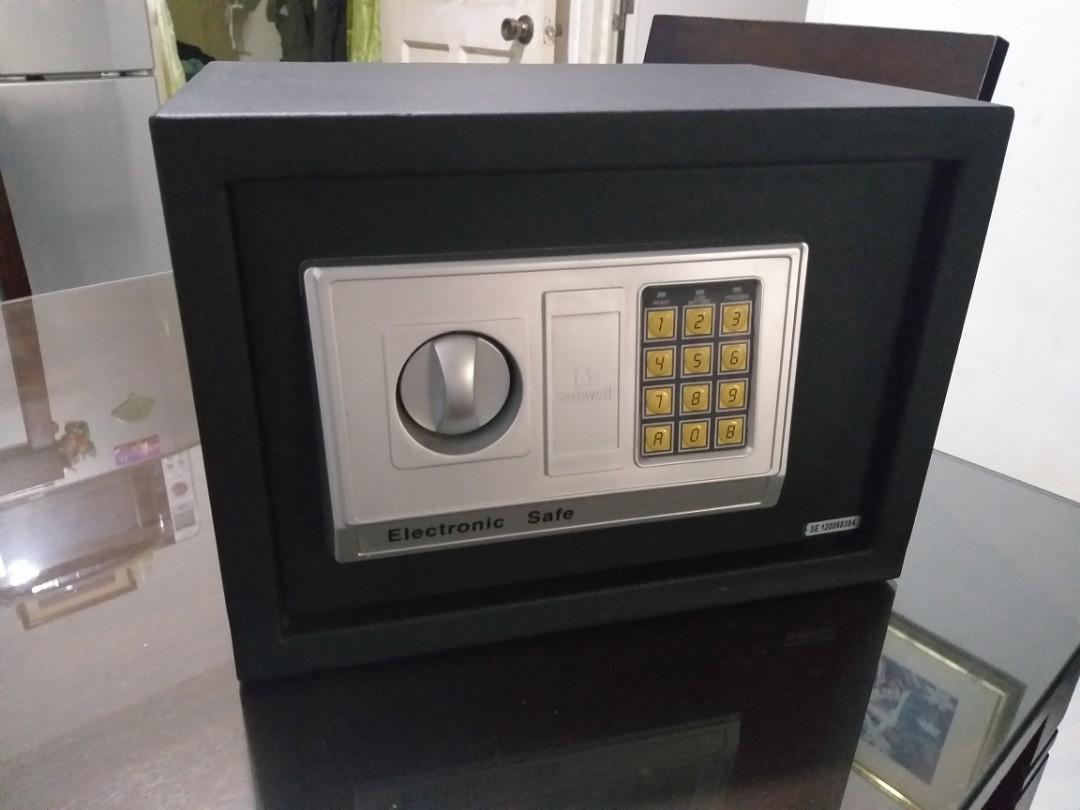 Safewell Electronic safety vault, Furniture & Home Living, Security ...