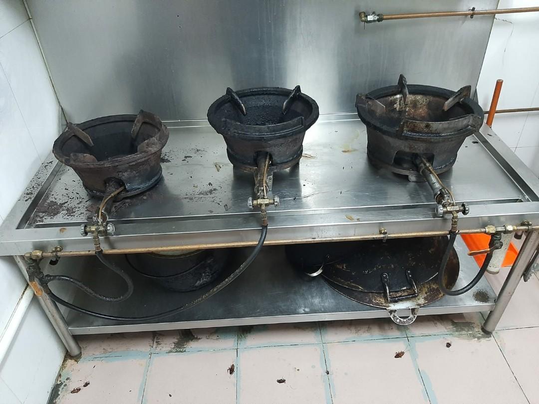 Stall closing down equipments for sales, Everything Else on Carousell