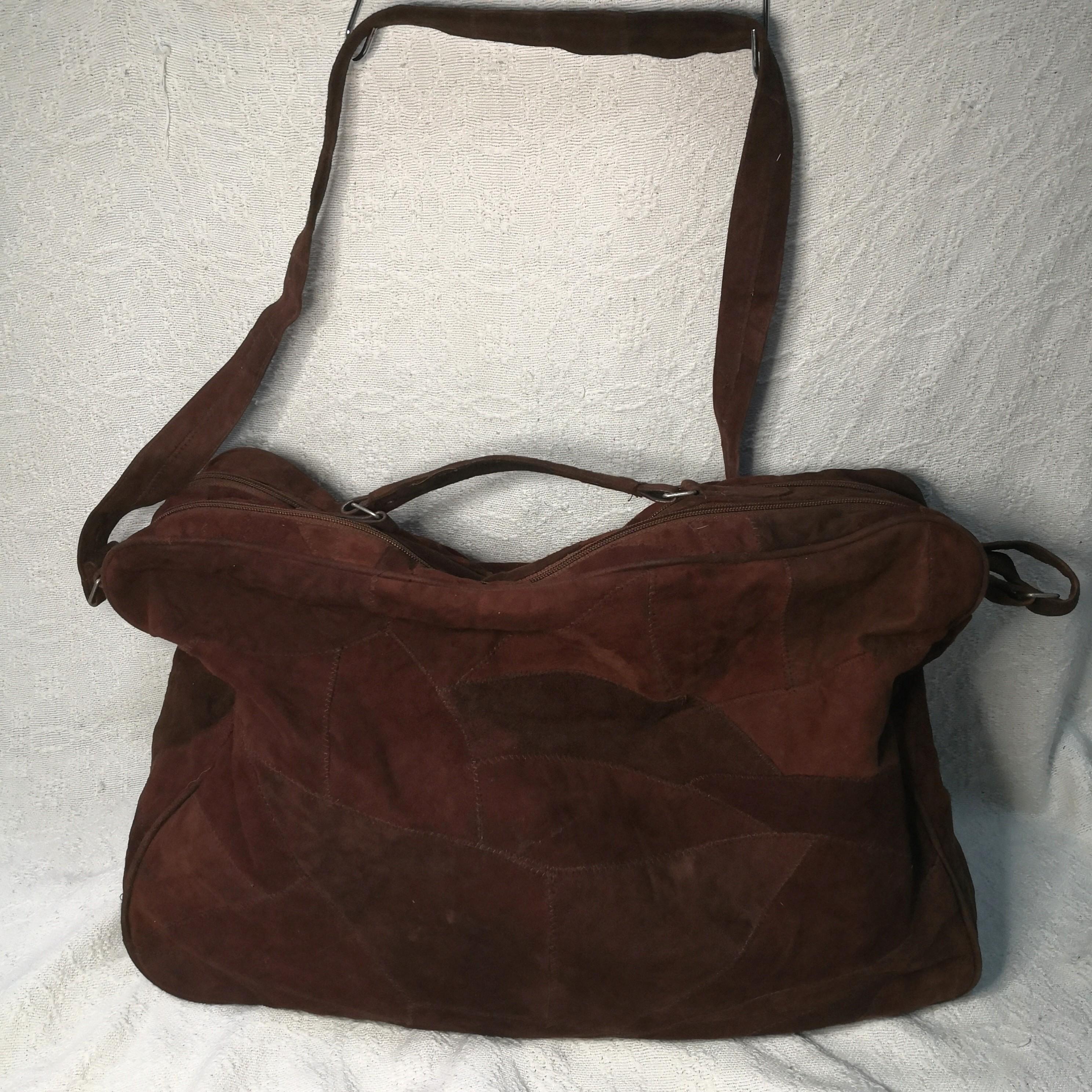 Vintage Big Layas Bag, Women's Fashion, Bags & Wallets, Cross-body Bags ...