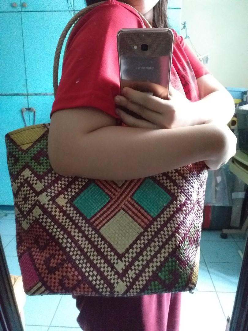 Handicraft Banig Bag, Women's Fashion, Bags & Wallets, Beach Bags on ...