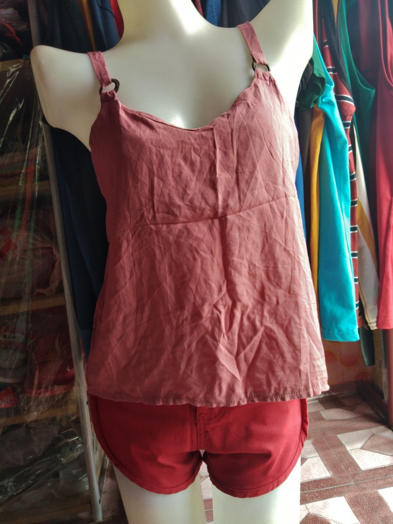 SEXY TOP .MALL PULL OUT, Women's Fashion, Tops, Others Tops on Carousell