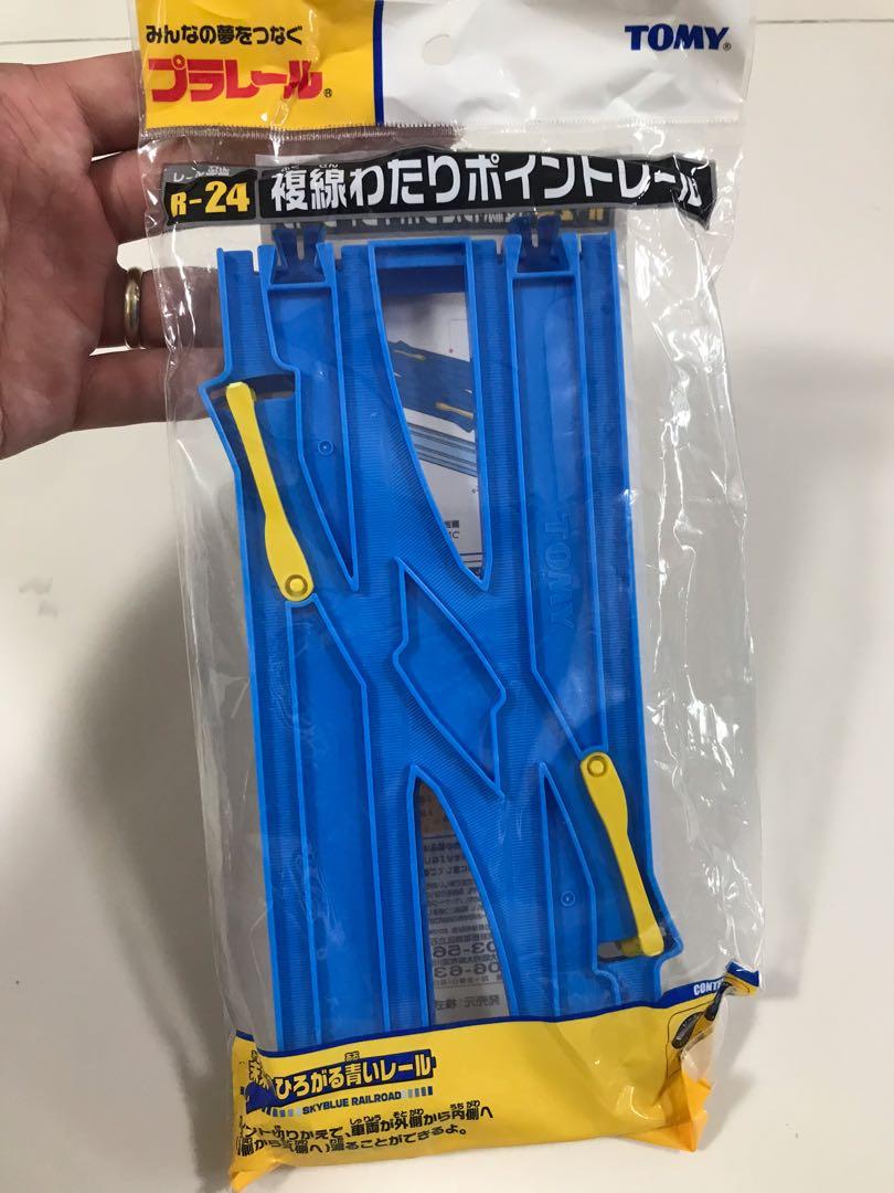 Takara Tomy Plarail R-24 Cross Double Rail Point, Hobbies & Toys, Toys ...