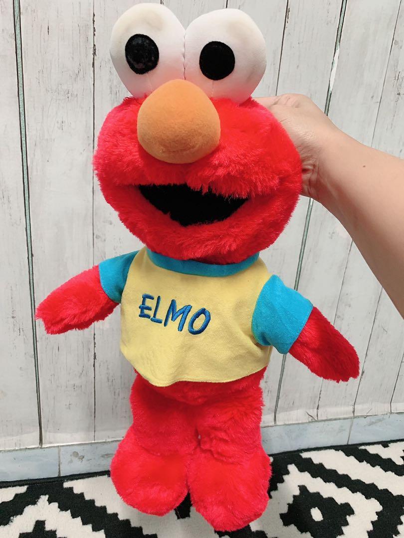 Elmo Sesame Street Function RM 68, Hobbies & Toys, Toys & Games on ...