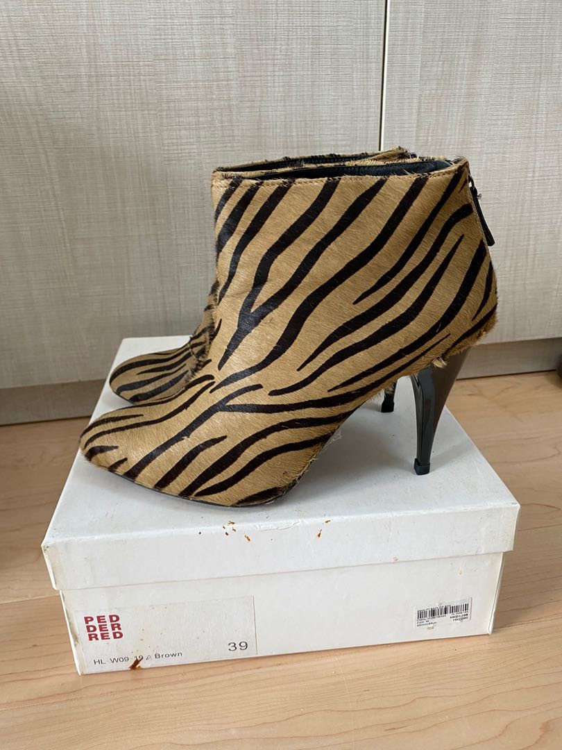 全新Pedder Red 高踭鞋 #byeoldstyle, 女裝, 鞋, 高跟鞋 - Carousell