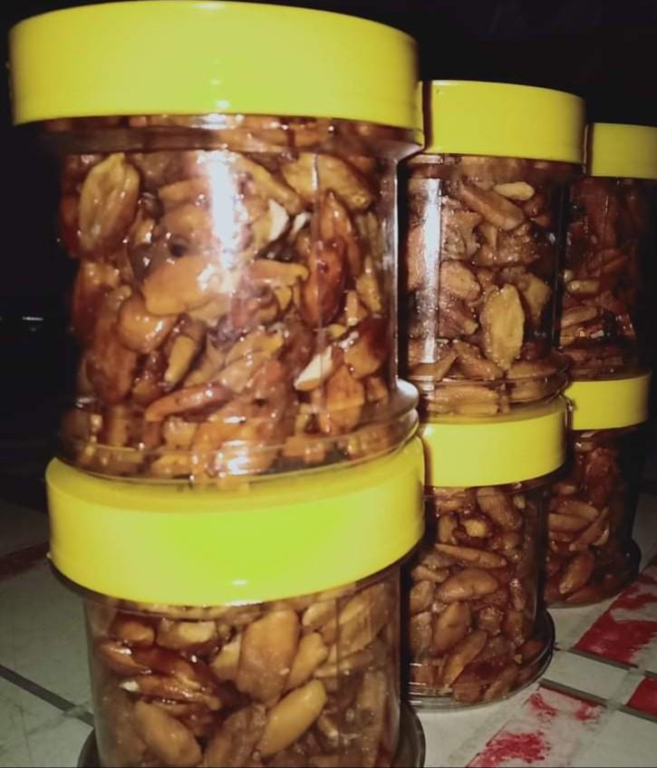 Pili Nuts, Food & Drinks, Packaged & Instant Food on Carousell