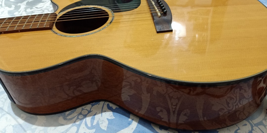 Takamine eg440c, Hobbies & Toys, Music & Media, CDs & DVDs on Carousell