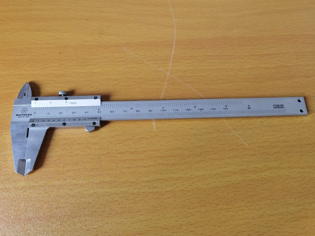 Basic vernier caliper 0-150mm, Design & Craft, Craft Supplies & Tools ...