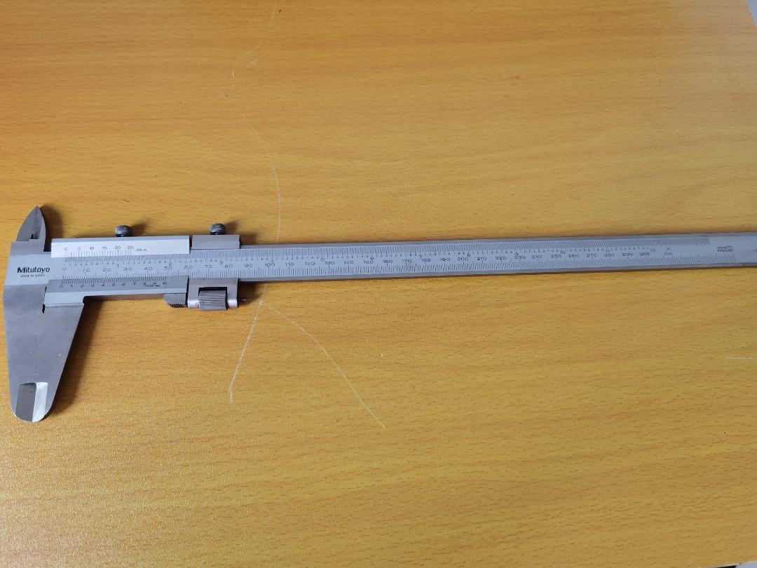 Basic vernier caliper 0-300mm, Design & Craft, Craft Supplies & Tools ...