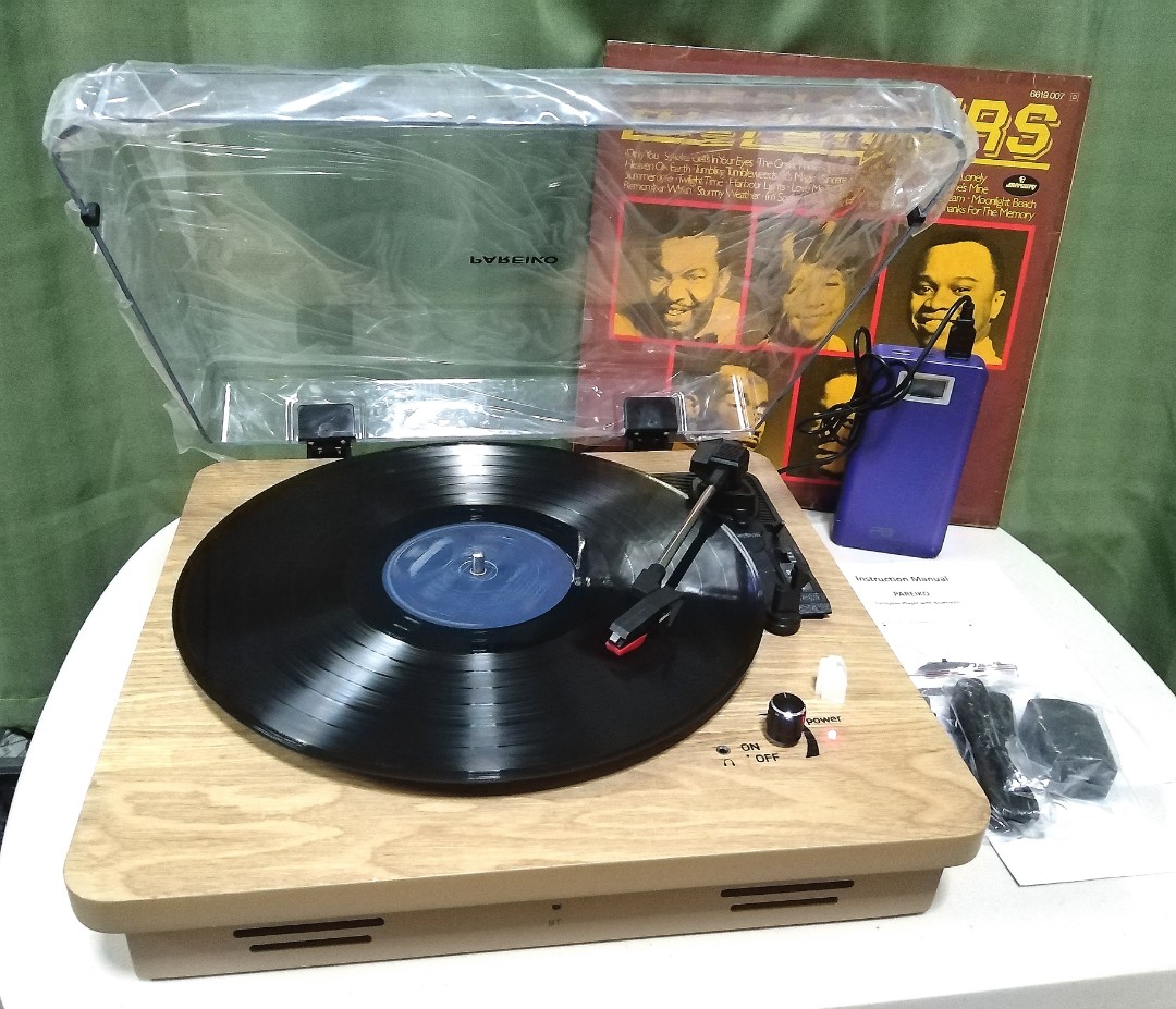Branded Pareiko Classic Retro Wooden Style Turntable with Bluetooth and ...