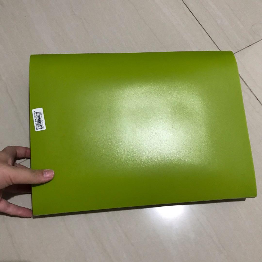 Map file buku kertas, Buku & Alat Tulis, Buku di Carousell