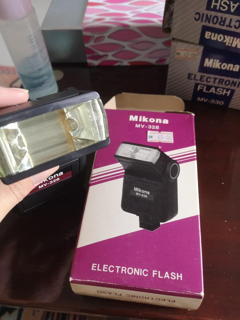 Mikona MV-328 Electronic Flash, Photography, Cameras on Carousell