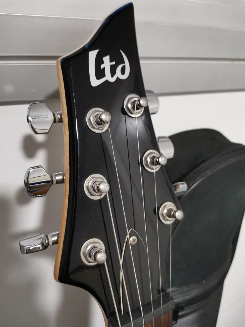 ESP LTD F50 Black, Hobbies & Toys, Music & Media, Musical Instruments ...