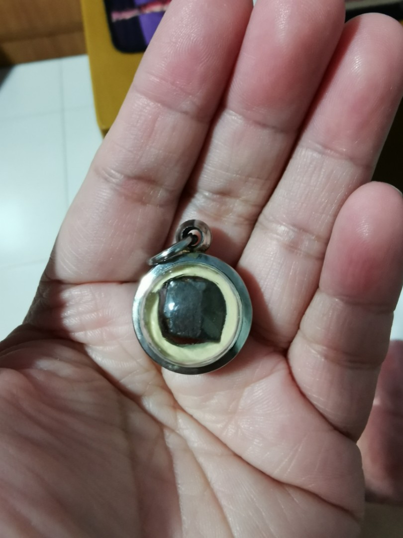 Khun Mae Boon Ruen healing stone BE2497, Hobbies & Toys, Memorabilia & Collectibles, Religious ...