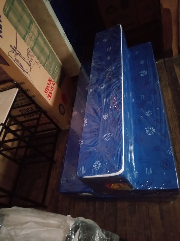 new uratex comfortex 4 fold design, Furniture & Home Living, Furniture ...