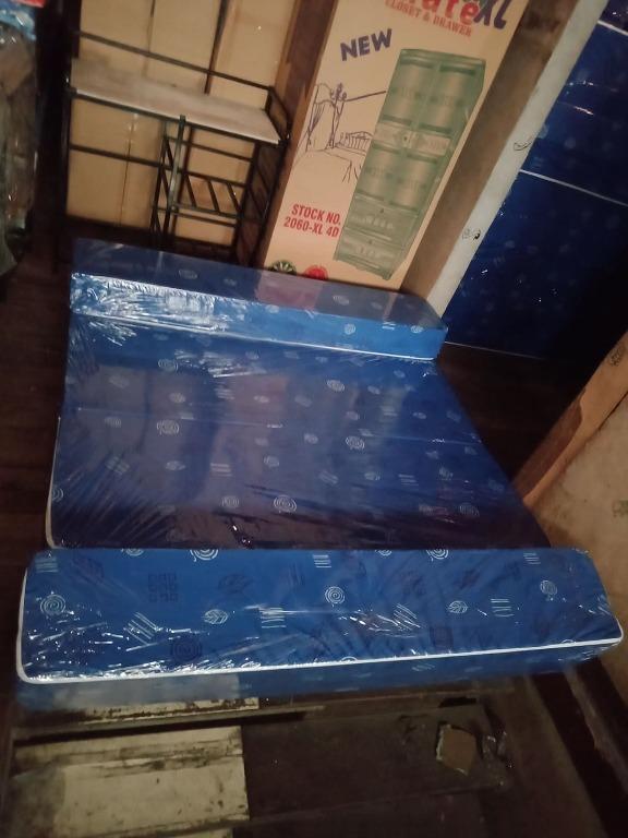 new uratex comfortex 4 fold design, Furniture & Home Living, Furniture ...