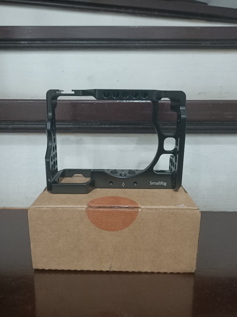 SmallRig Camera Cage, Photography, Cameras on Carousell