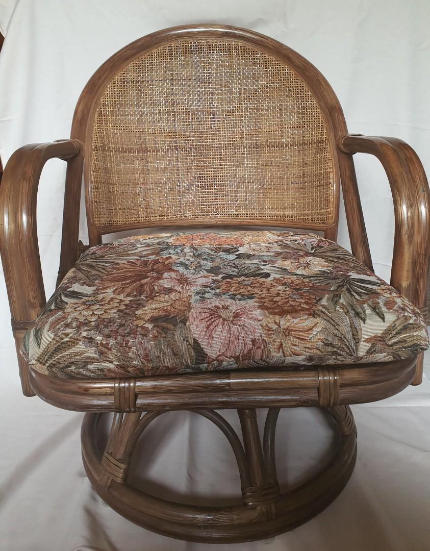 Solihiya Ratta Swivle Chair (Japan Surplus), Furniture & Home Living ...