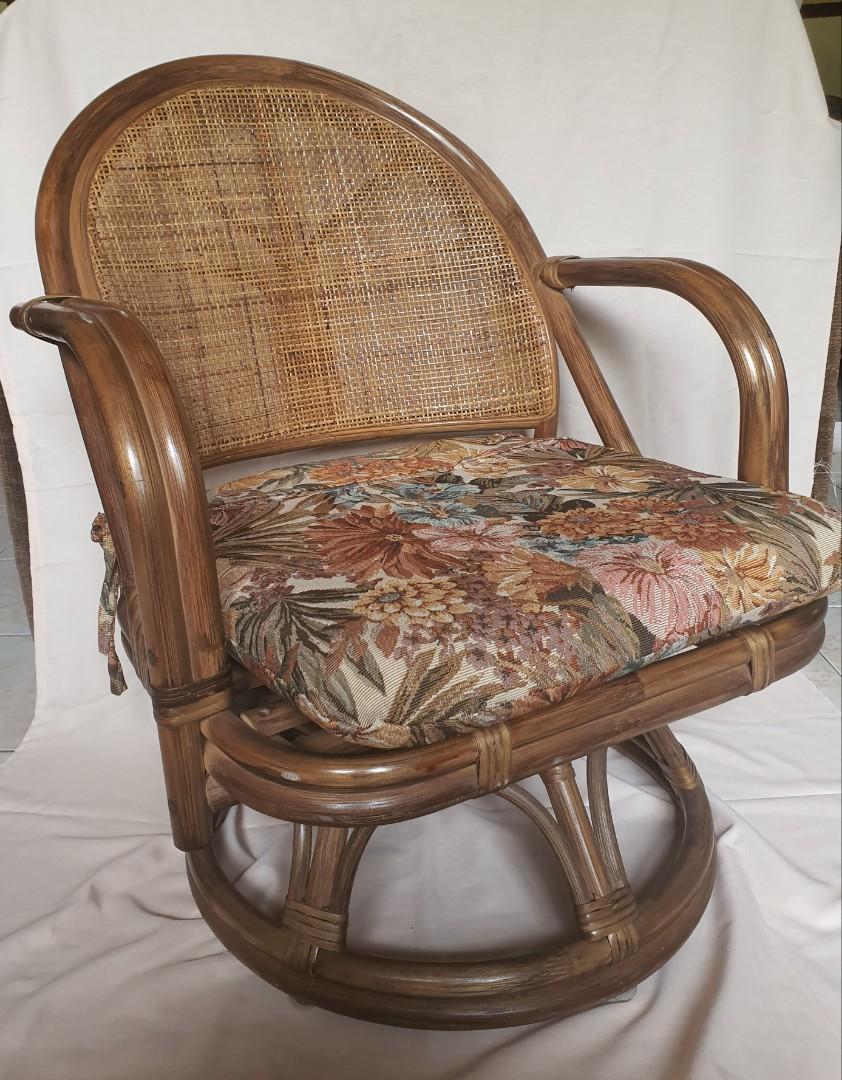 Solihiya Ratta Swivle Chair (Japan Surplus), Furniture & Home Living ...