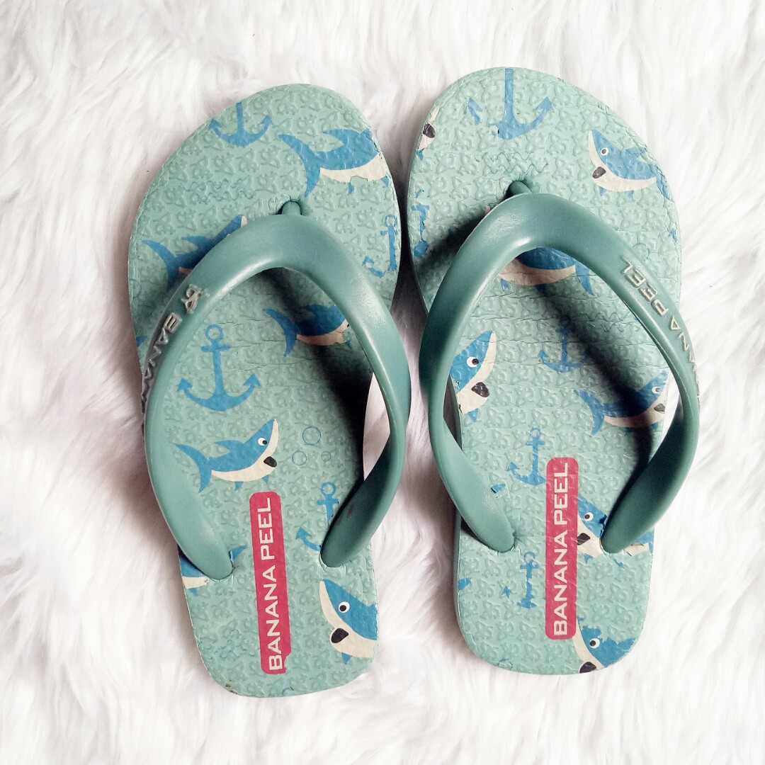 Tsinelas, Babies & Kids, Babies & Kids Fashion on Carousell