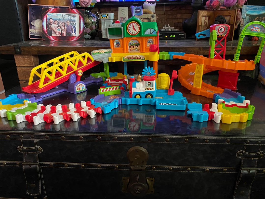 Vtech Train Set, Hobbies & Toys, Toys & Games on Carousell