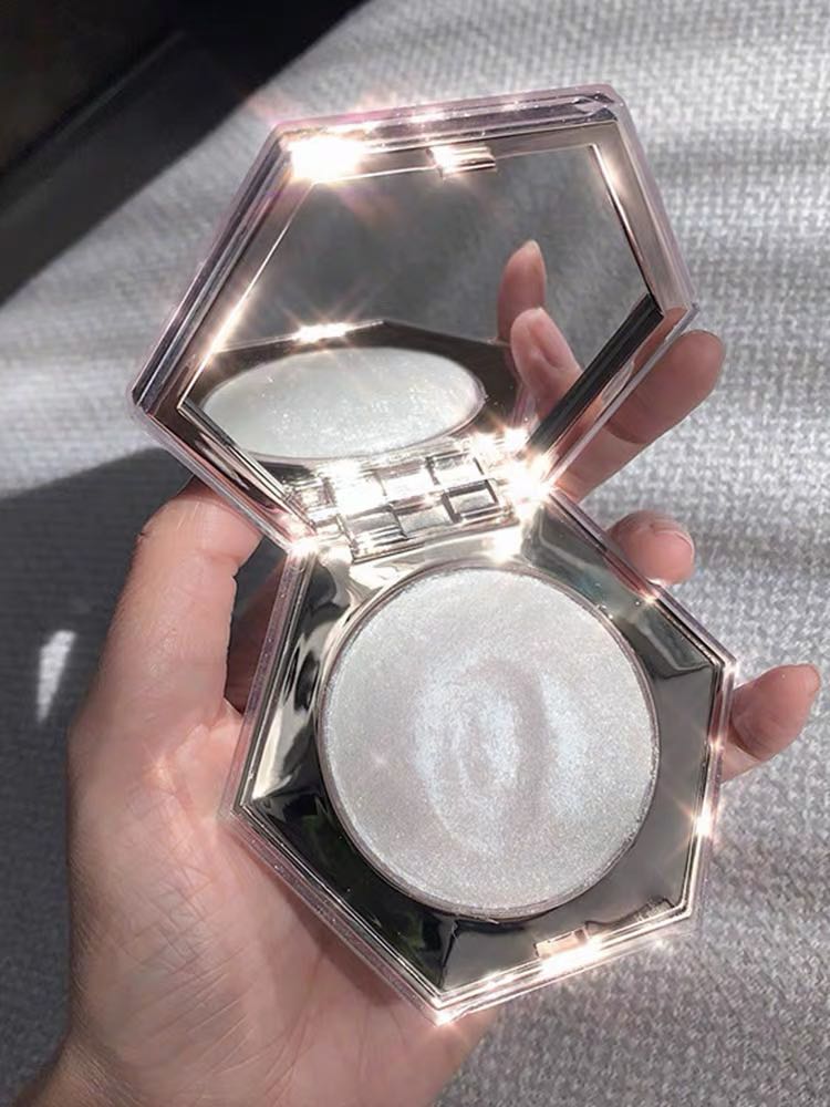 Diamond Highlight, Beauty & Personal Care, Face, Makeup on Carousell