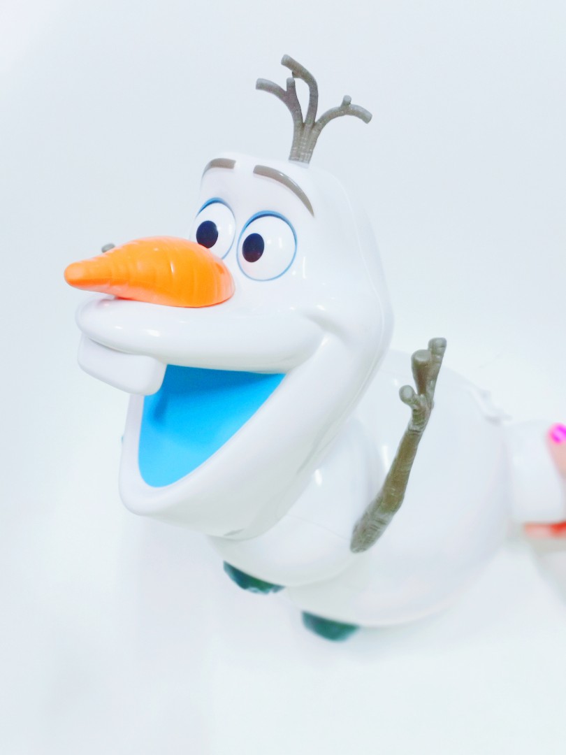 Disney Frozen Olaf Popcorn Bucket, Hobbies & Toys, Collectibles ...