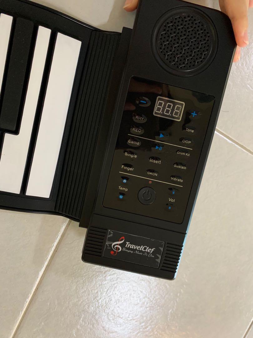 Flexi Piano (rollable piano), Hobbies & Toys, Music & Media, Musical ...