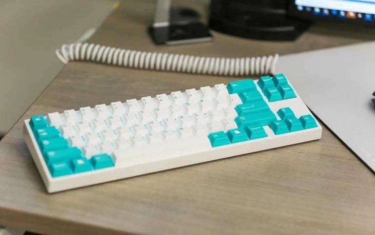 GMK Cyan Keycaps Set (LIMITED EDITION), Computers & Tech, Parts ...