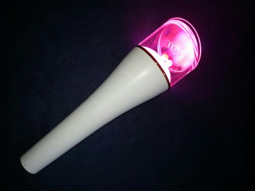 IZONE Official Lightstick, Hobbies & Toys, Memorabilia & Collectibles ...