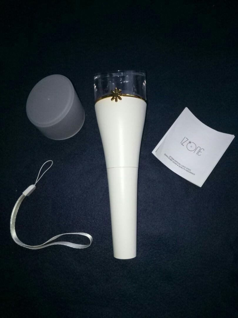 IZONE Official Lightstick, Hobbies & Toys, Memorabilia & Collectibles ...