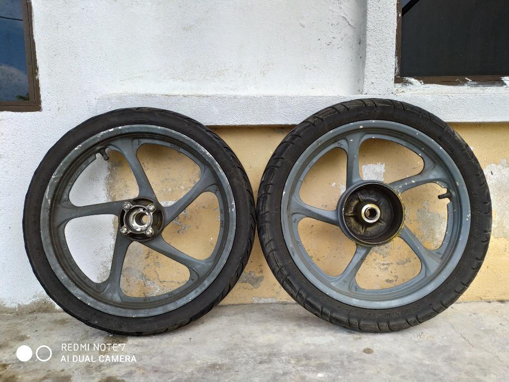 Rim Nouvo LC 16" (original Yamaha) + tayar 2nd, Motorbikes on Carousell