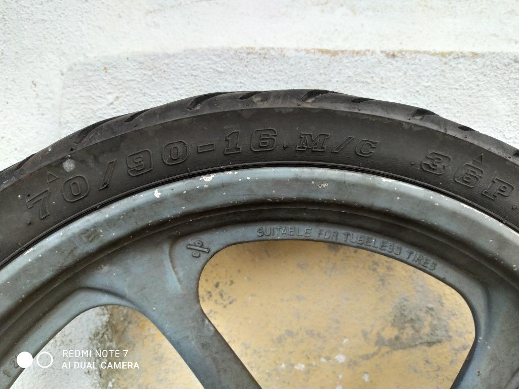 Rim Nouvo LC 16" (original Yamaha) + tayar 2nd, Motorbikes on Carousell