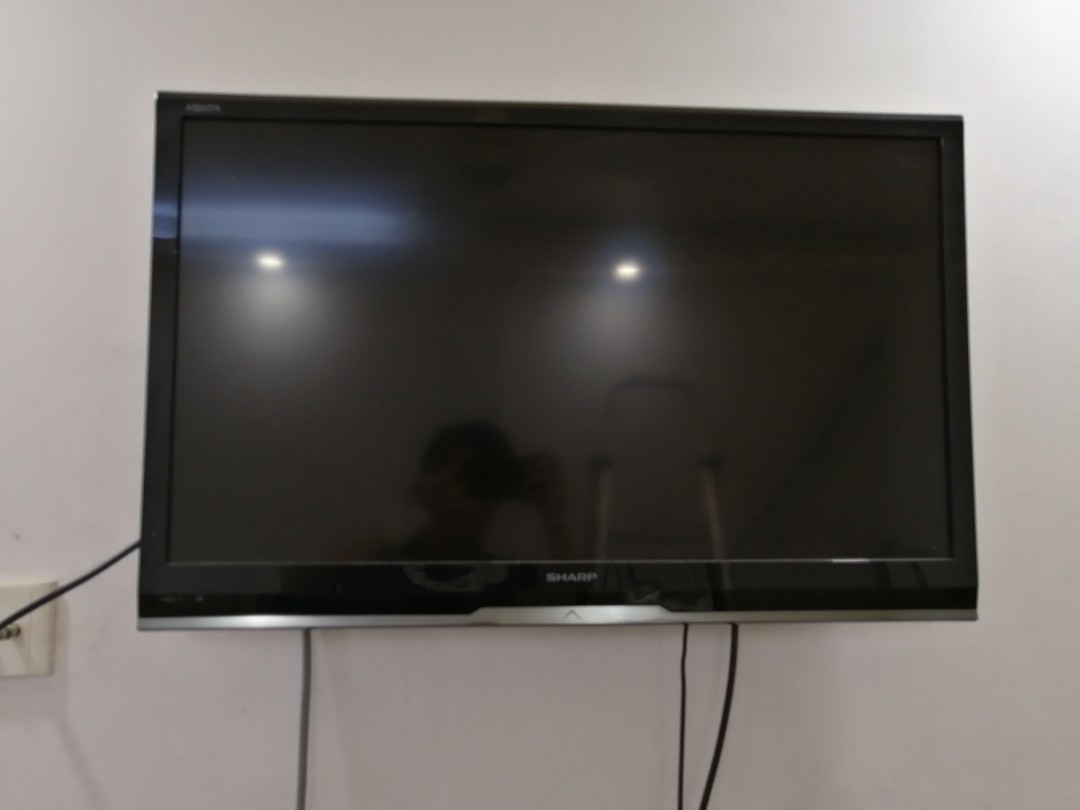 Sharp TV, TV & Home Appliances, TV & Entertainment, TV on Carousell